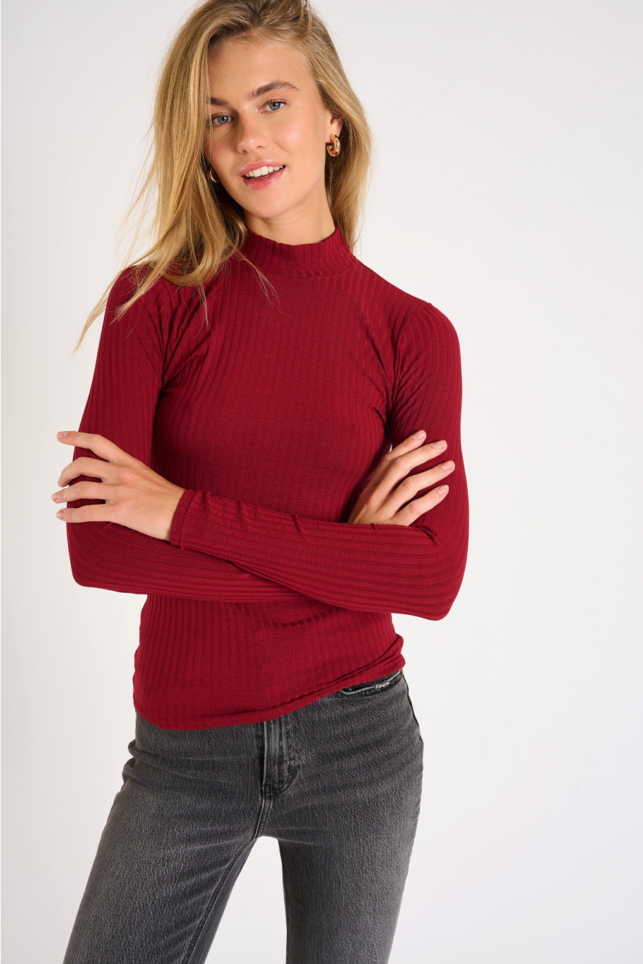 ODALIS TORRES red ribbed long-sleeved T-shirt | Banana Moon®