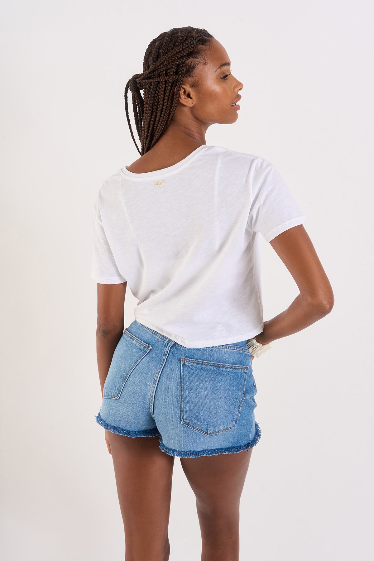 T-shirt blanc noué phrase bleue CLOVIS SUNSETRIP | Banana Moon®
