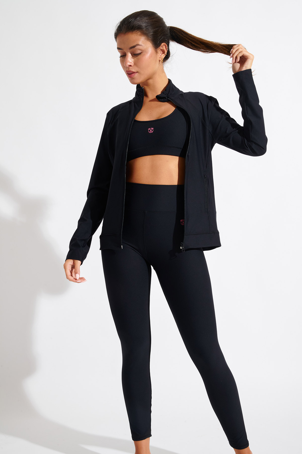 Sujetador deportivo negro ZINNIE WELLBLISS | Banana Moon®