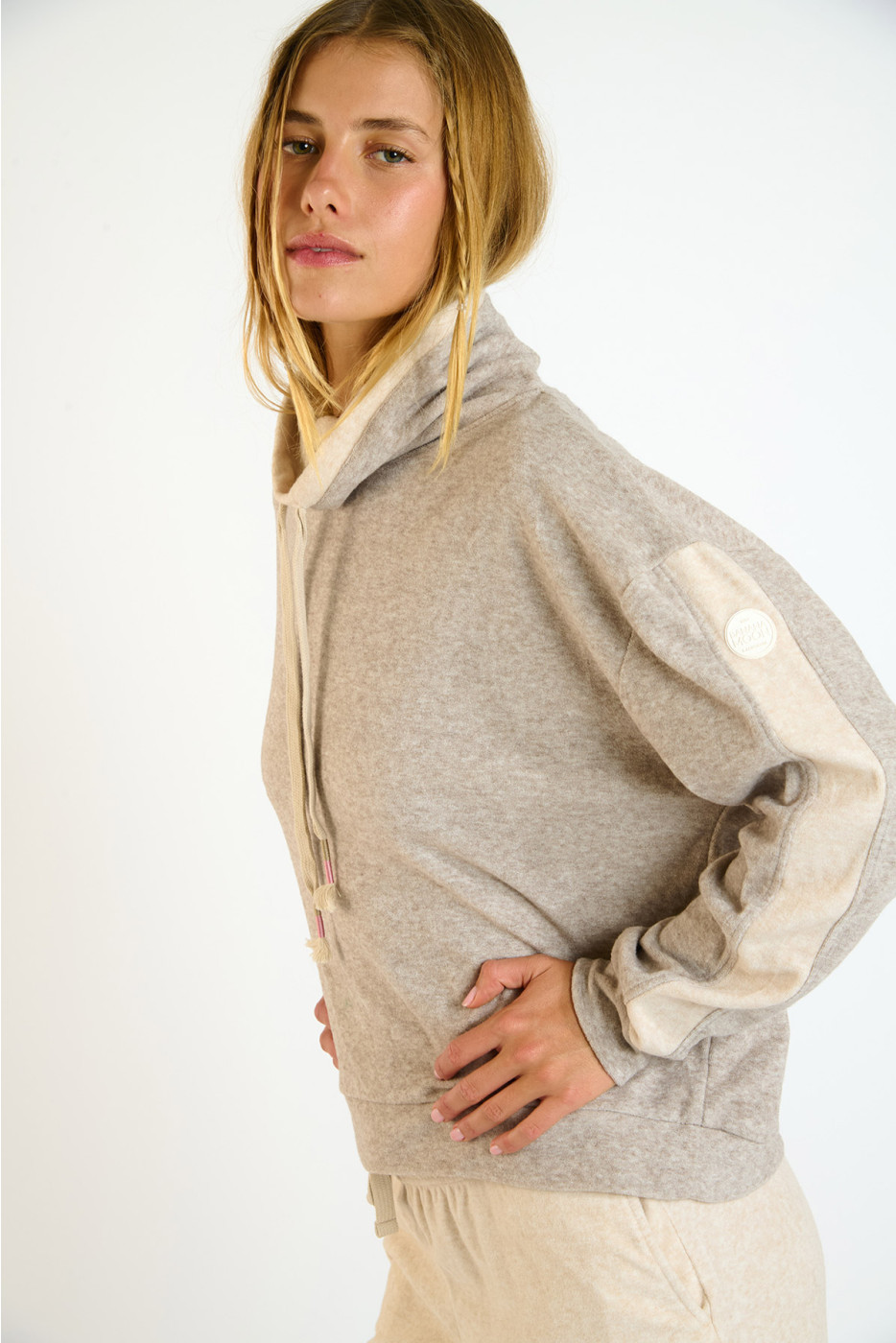 Sweat col montant taupe ROBIN MONROE | Banana Moon®